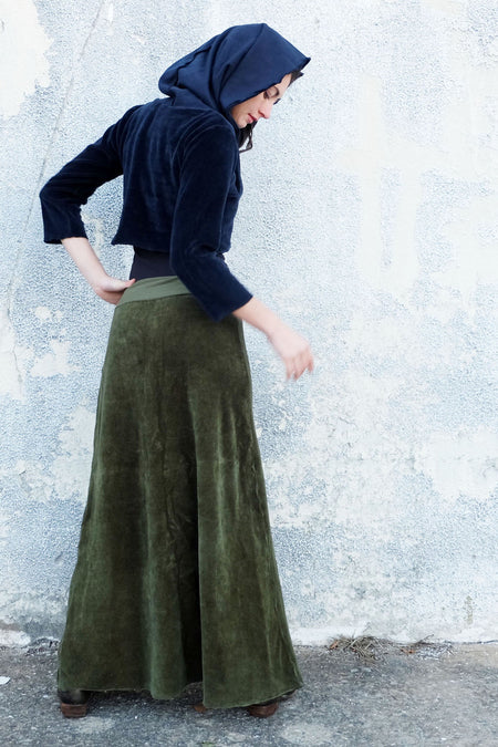 Simplicity Long VELOUR Skirt – Gaia Conceptions